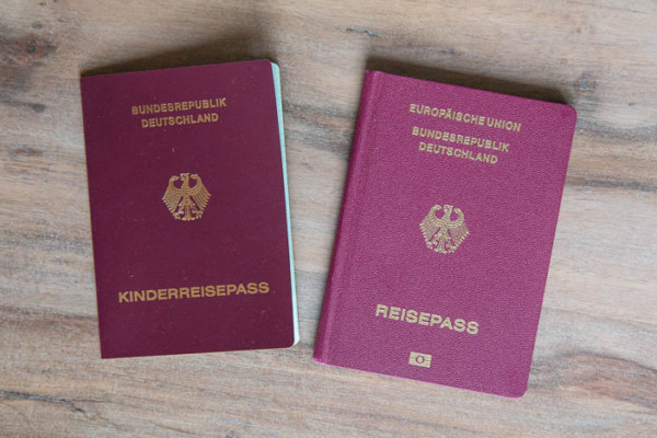 Kinderreisepass beantragen: Der schnellste Weg zum Pass